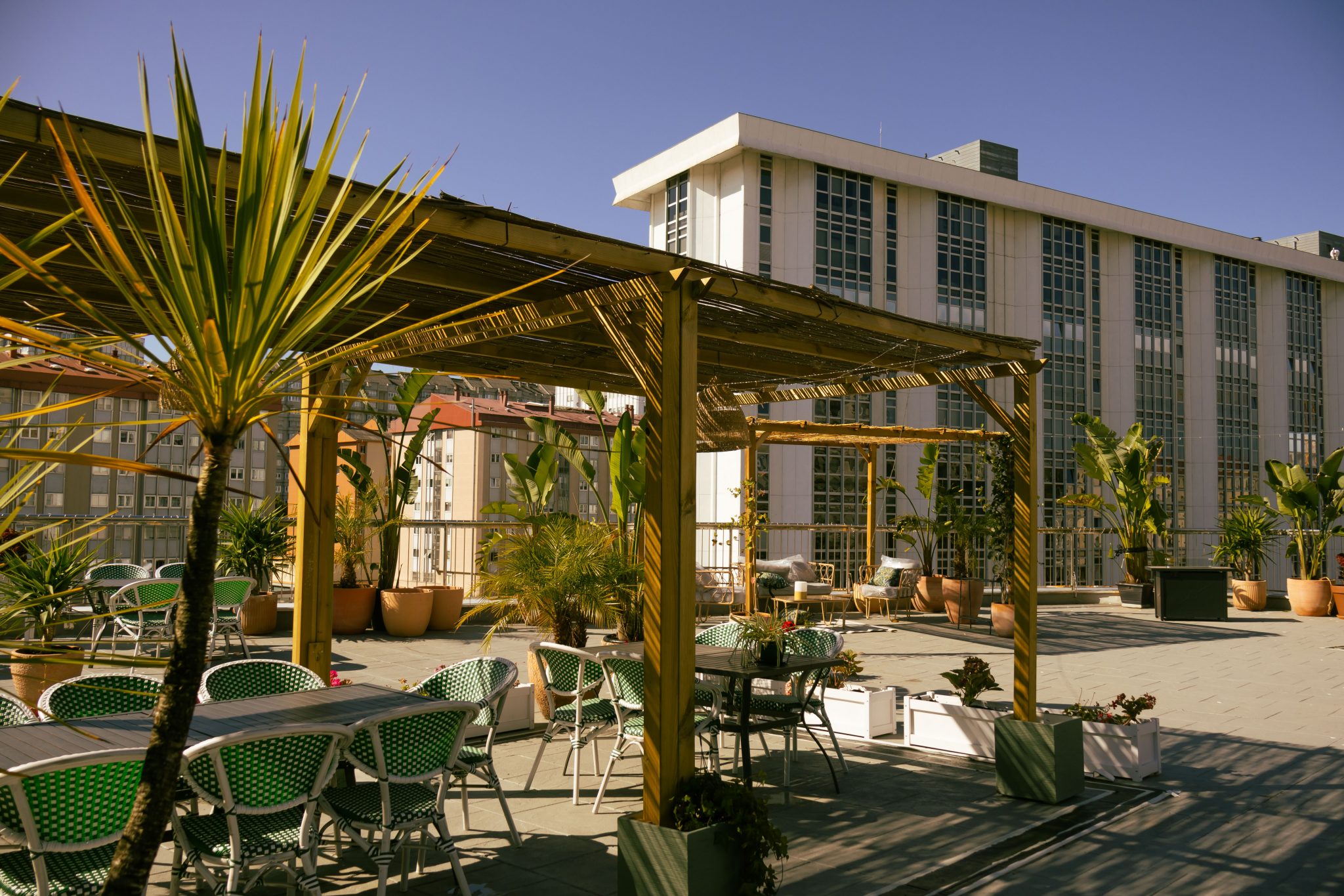 Bellini Rooftop - Restaurante, cócteles, picoteo y primera copa